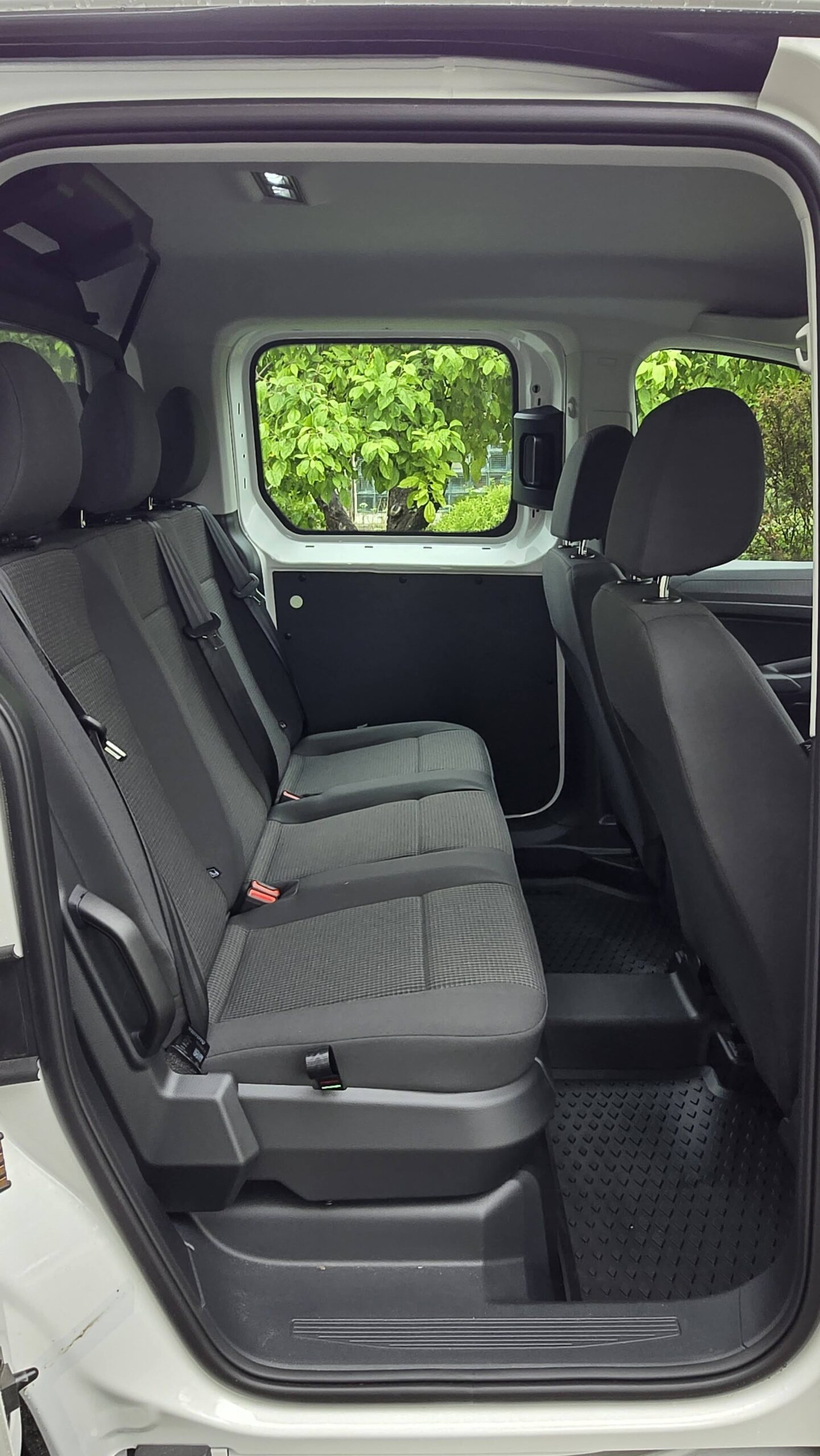 Volkswagen Caddy Flexible: kui korraga on vaja pereautot ja kaubikut